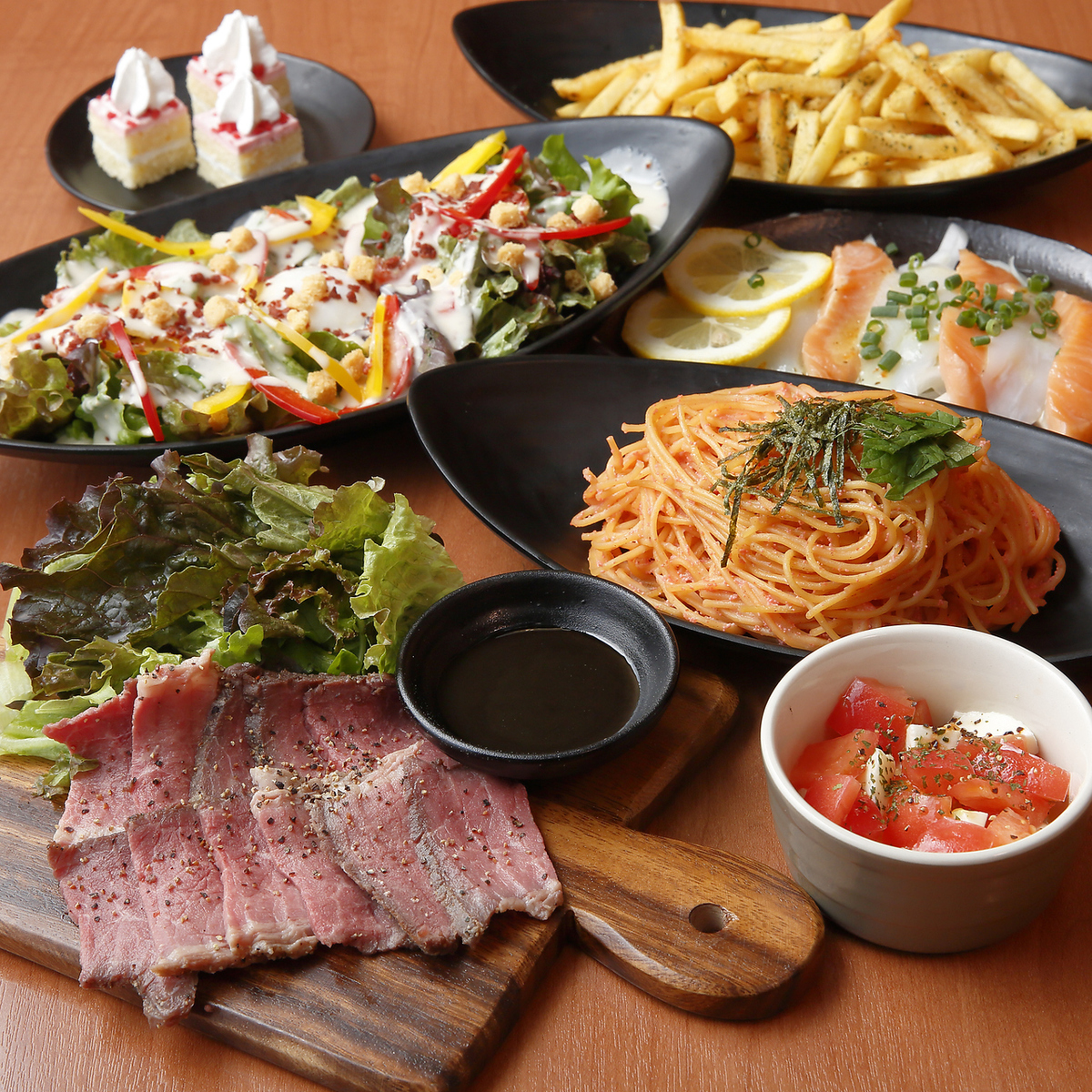 【2.5H飲み放題付き￥3,500】女子会コース※金土日祝前日2H飲み放題 | 獨協前酒場