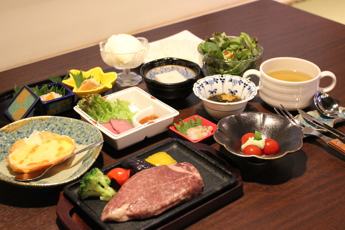 記念日に 1名様～OK!【米沢牛ステーキコース《シャトーブリアン 130g》】全13品 13600円(税込) | 米沢牛ステーキ 星乃