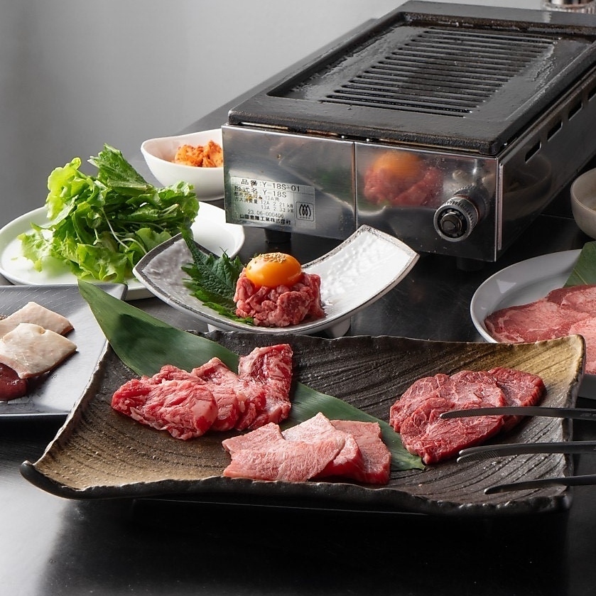 【忘年会におすすめ】120分（LO90分）飲み放題付き！忘年会特上コース全11品1人前7700円(税込) | 焼肉ミート牛男